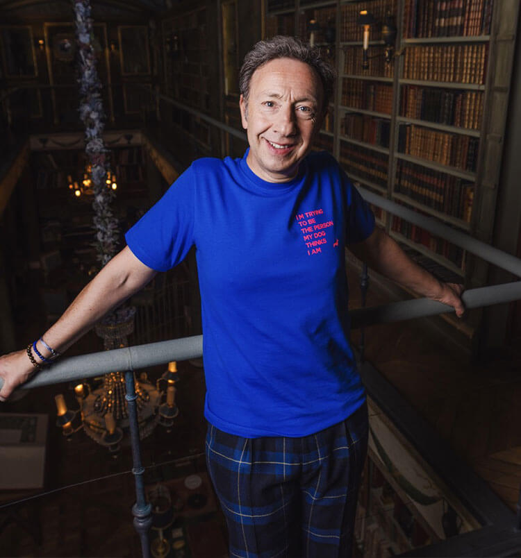 « Suivez-moi » : Une collection solidaire par Stéphane Bern - LA SPA